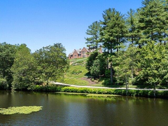 house with 6 bedroom, Weston MA DS102258623