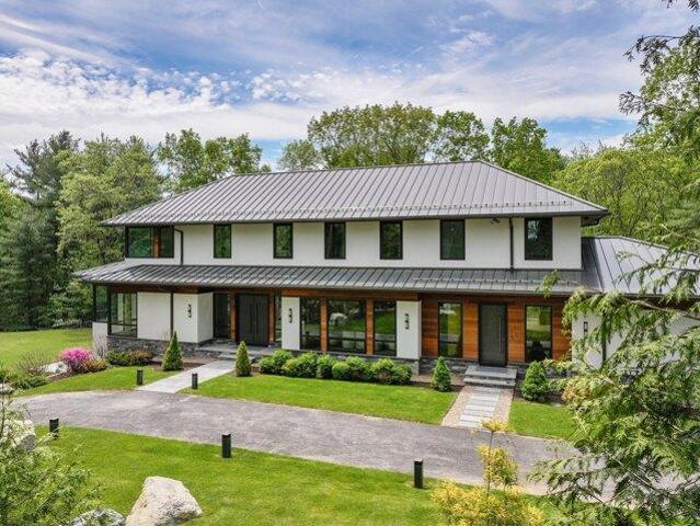 house with 6 bedroom, Weston MA DS102313441