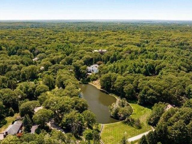 house with 6 bedroom, Weston MA ES103075084
