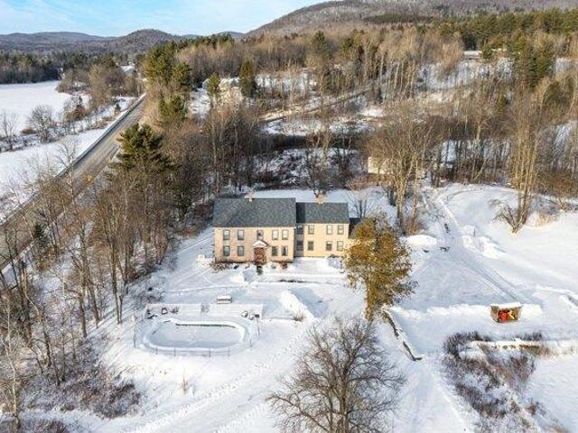 house with 6 bedroom, Weston VT DS101801280