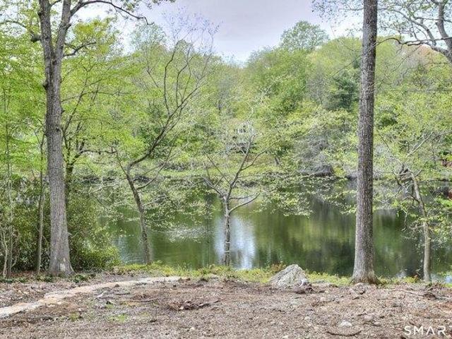 house with 6 bedroom, Westport CT DLS103070598
