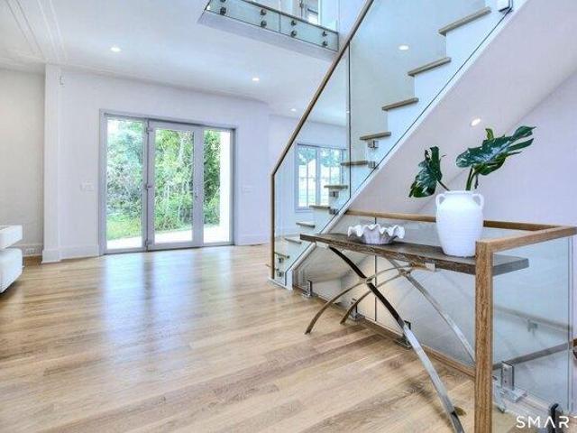 house with 6 bedroom, Westport CT ES104409501