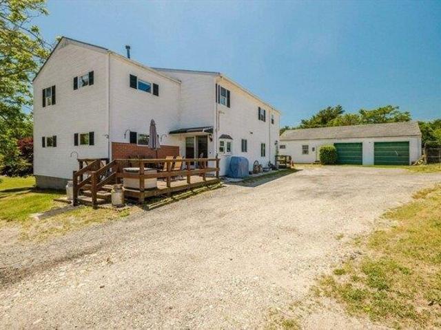 house with 6 bedroom, Westport MA ES105123164