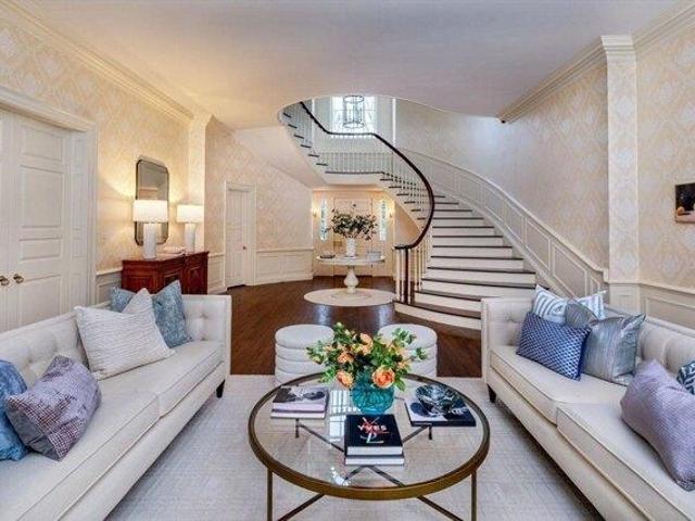 house with 6 bedroom, Westwood MA ES105061611