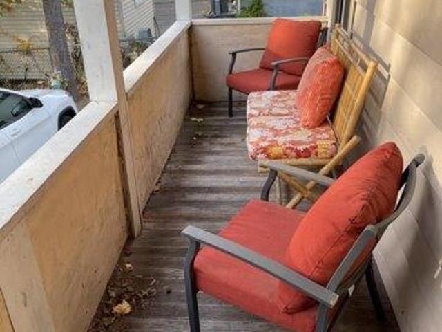 house with 6 bedroom, Wethersfield CT DLS102211471