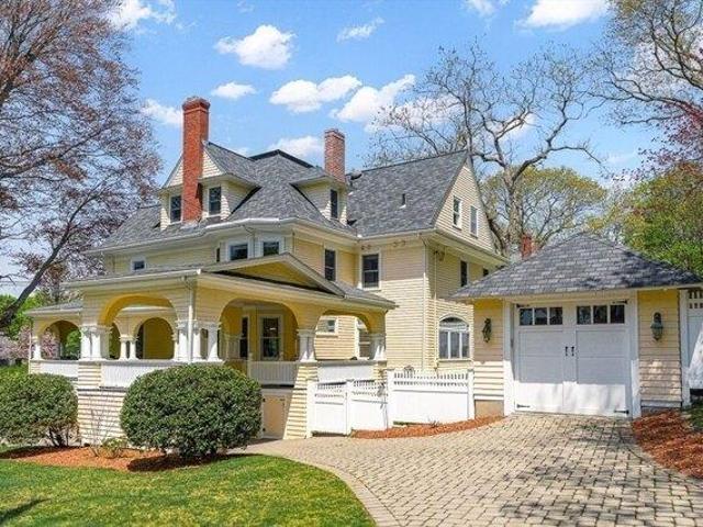 house with 6 bedroom, Winchester MA DLS103036459