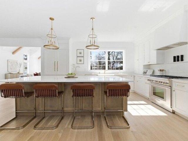 house with 6 bedroom, Winchester MA DS102445405