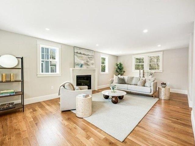 house with 6 bedroom, Winchester MA ES104851224