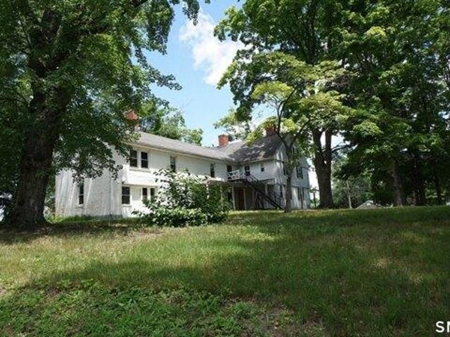 house with 6 bedroom, Windsor CT ES104540414