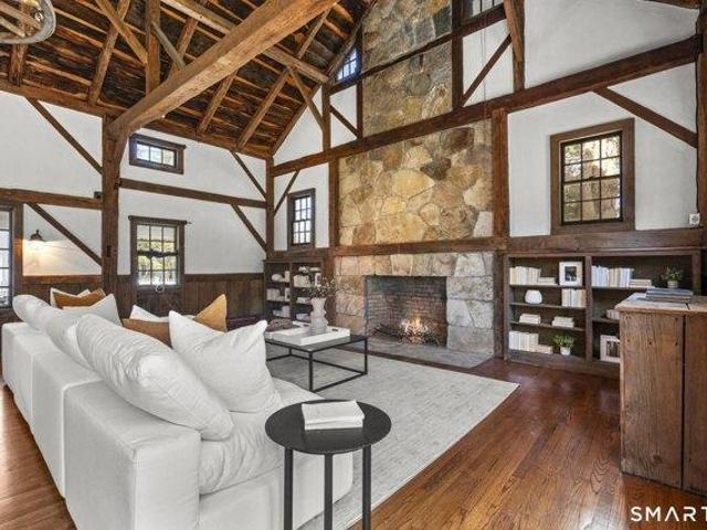 house with 6 bedroom, Wilton CT ES104920934