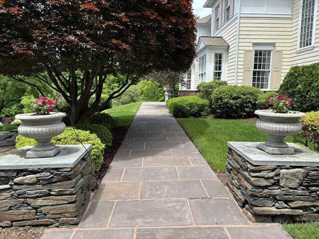 house with 6 bedroom, Wilbraham MA ES105367564