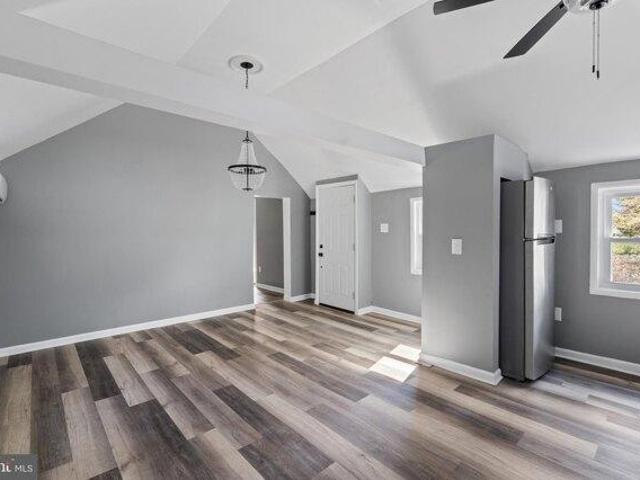 house with 6 bedroom, Williamstown NJ DLS102724101