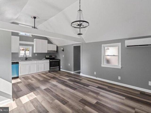 house with 6 bedroom, Williamstown NJ ES105159896