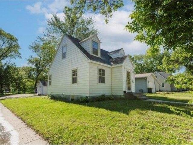 house with 6 bedroom, Willmar MN ES103500607