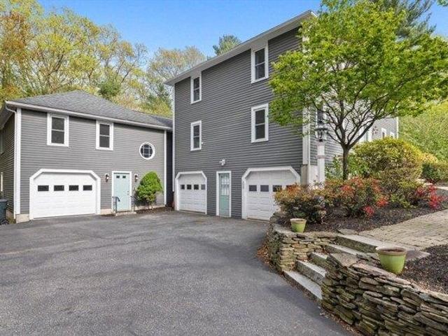 house with 6 bedroom, Wilmington MA DS102726753