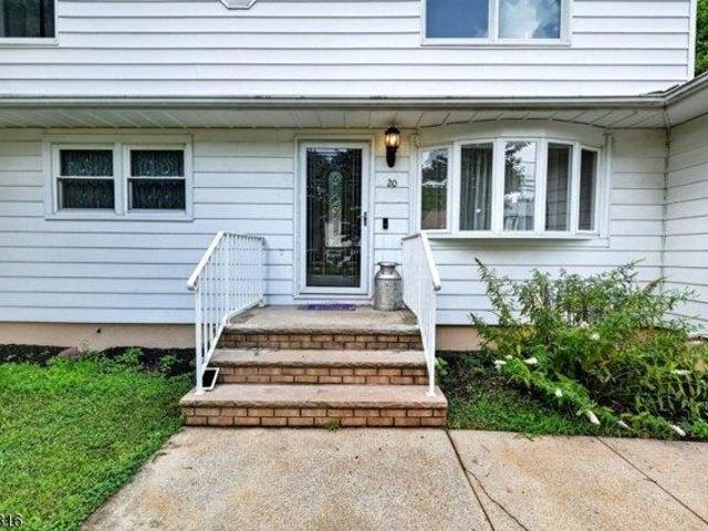 house with 6 bedroom, Woodbridge NJ ES105174204