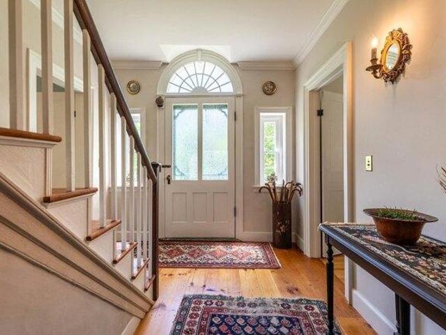 house with 6 bedroom, Woodstock VT DS102724211