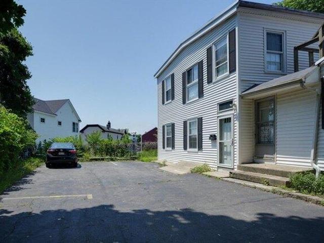 house with 6 bedroom, Woburn MA ES103247519