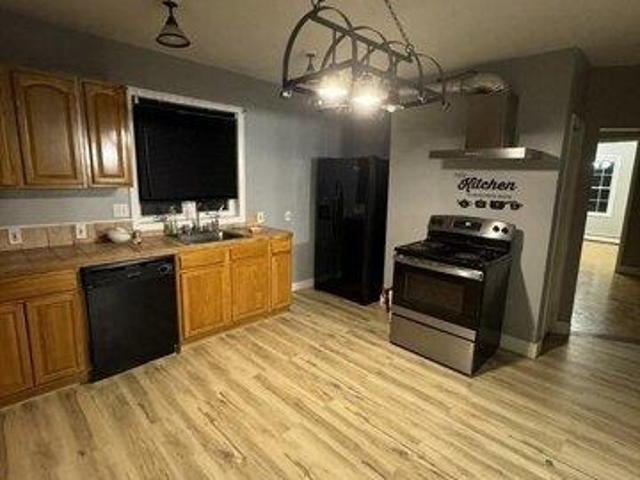 house with 6 bedroom, Worcester MA DS103809887