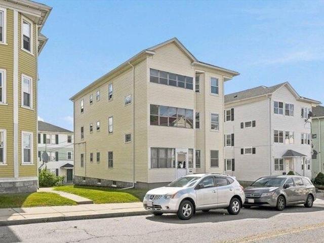 house with 6 bedroom, Worcester MA DS103848398