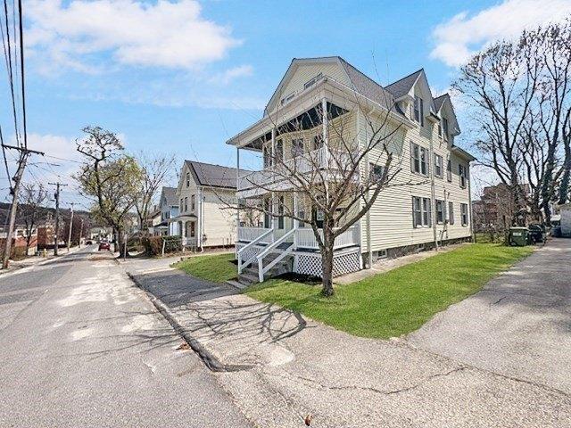 house with 6 bedroom, Worcester MA ES102961390