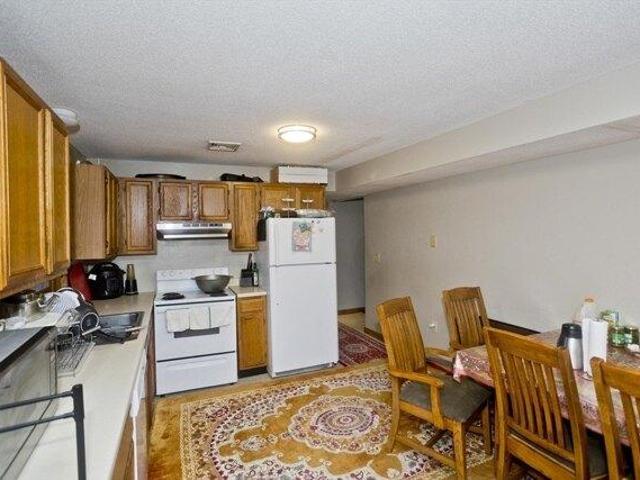 house with 6 bedroom, Agawam MA DLS102089143