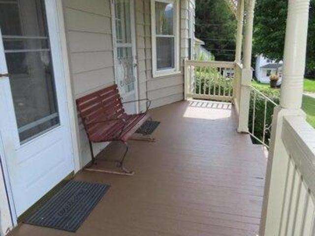 house with 6 bedroom, Adams MA ES105080445