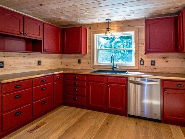 house with 6 bedroom, Albany NH ES105230629