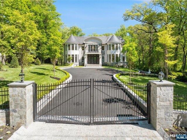 house with 6 bedroom, Alpine NJ DS104406394