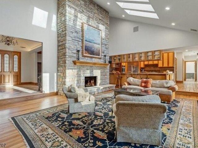 house with 6 bedroom, Andover NJ DS102565356