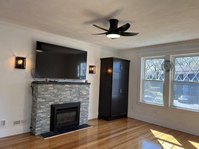 house with 6 bedroom, Arlington MA DLS102728950