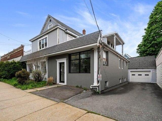 house with 6 bedroom, Arlington MA DS104008438