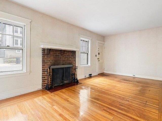 house with 6 bedroom, Arlington MA ES103034364