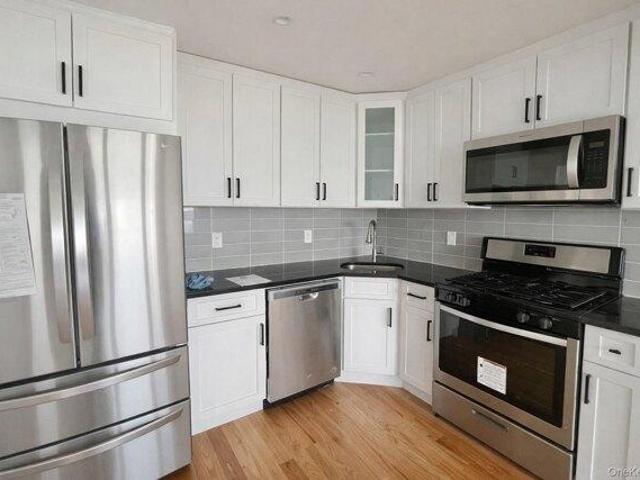 house with 6 bedroom, Arverne NY ES103621616