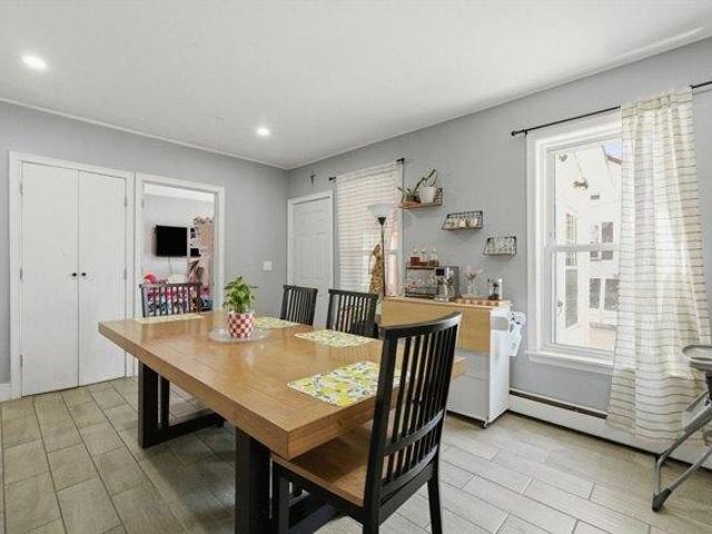 house with 6 bedroom, Athol MA ES105113478
