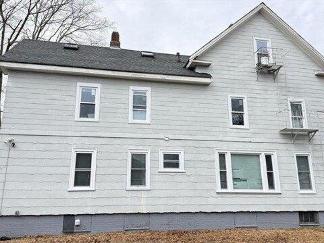 house with 6 bedroom, Attleboro MA DS102561397