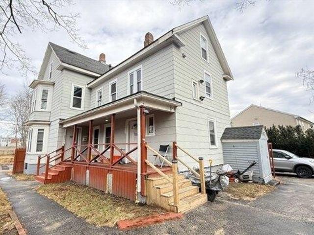 house with 6 bedroom, Attleboro MA ES103184771