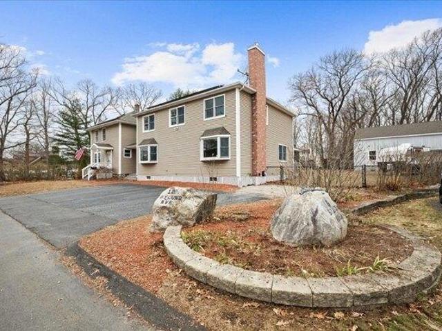 house with 6 bedroom, Auburn MA ES103161354