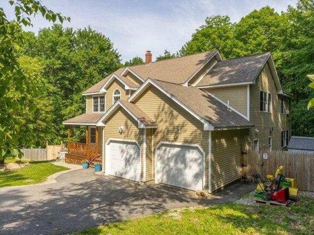 house with 6 bedroom, Auburn ME DS104114636