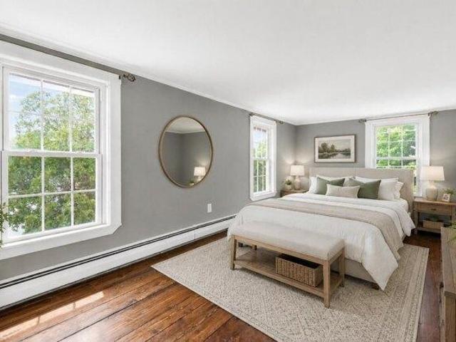 house with 6 bedroom, Auburn ME ES104440684