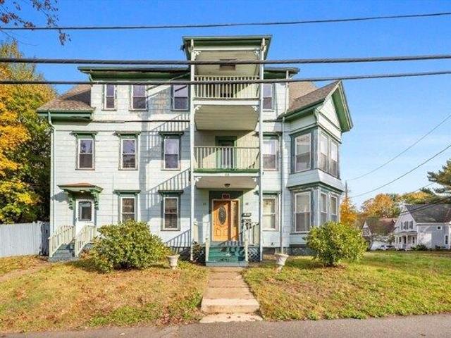 house with 6 bedroom, Avon MA ES103808624
