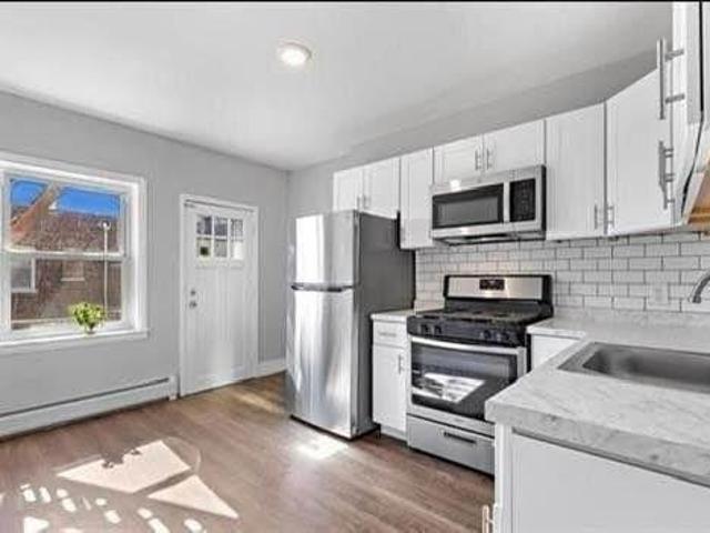 house with 6 bedroom, Bayonne NJ DS104296610
