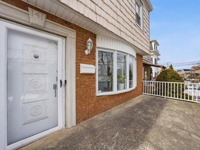 house with 6 bedroom, Bayonne NJ DS104375256