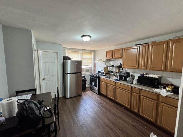 house with 6 bedroom, Bayonne NJ DS102827462