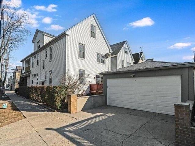 house with 6 bedroom, Bayonne NJ ES104113968