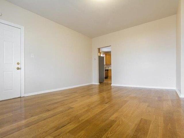 house with 6 bedroom, Bayonne NJ ES104721015
