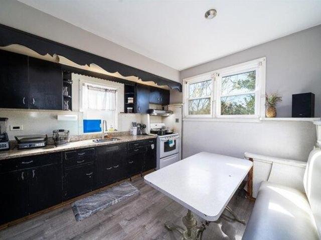 house with 6 bedroom, Bayonne NJ ES104758283