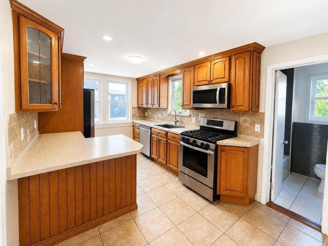 house with 6 bedroom, Bayonne NJ ES104788927