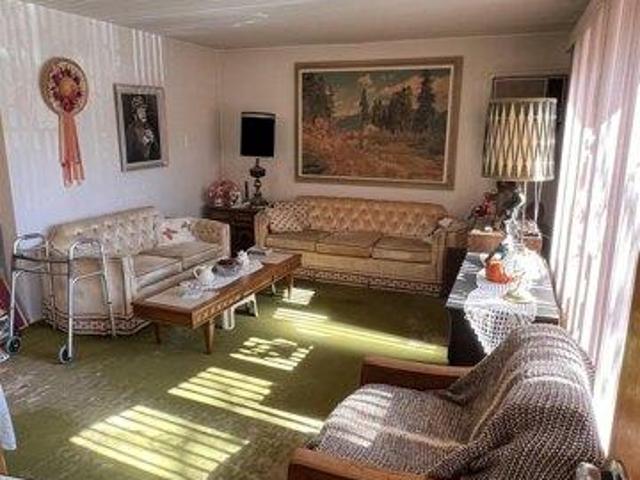 house with 6 bedroom, Bayonne NJ ES104809985