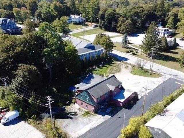 house with 6 bedroom, Bennington VT ES105106492